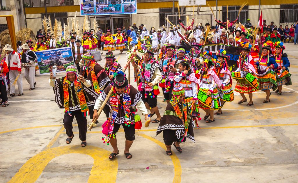 TRADICIONAL CONCURSO DE DANZAS FOLCLORICAS LANFRANQUINO Denominado “El ...